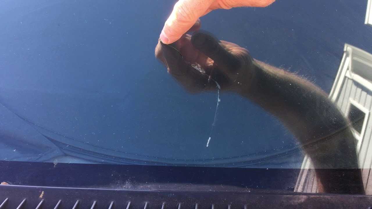 What Can Stop A Windshield Crack From Spreading Effectively - CarGlassFix